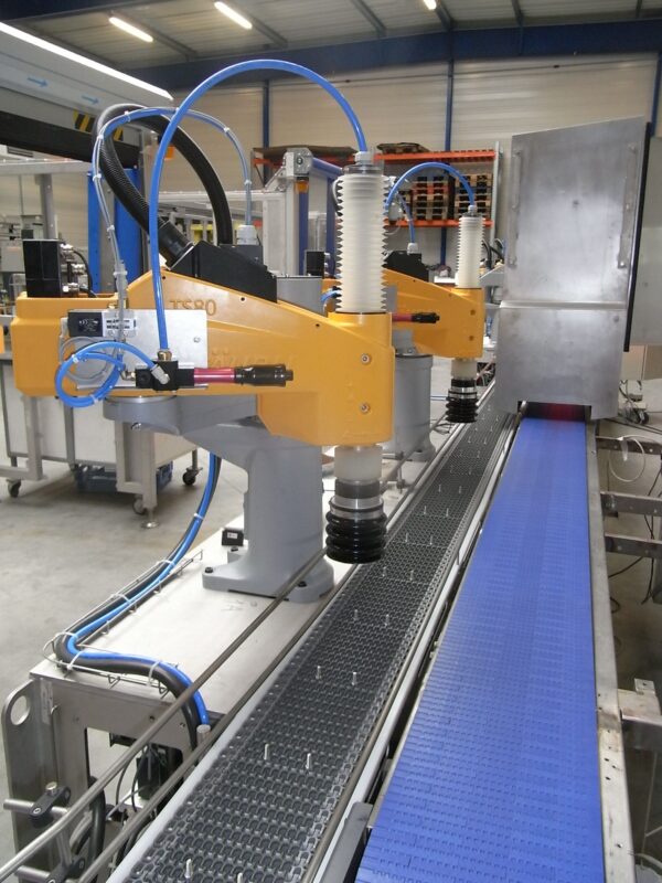 Fabrication de lignes de production industrielle, machines spéciales